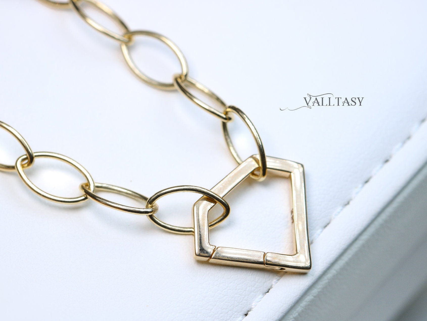 Solid Gold 14K Shield Connector - Valltasy